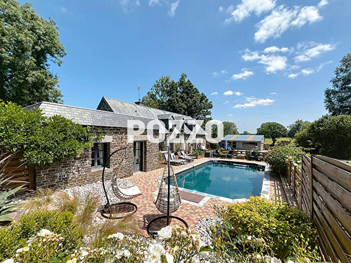 Maison 8 pièces à Le Mesnil-Garnier, à vendre