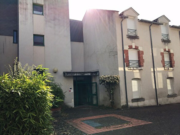 Appartement à louer - Blois, Centre-ville - 1 pièce