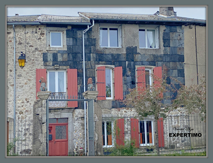 Maison à vendre - La Salvetat-sur-Agout - 6 pièces - 4 chambres