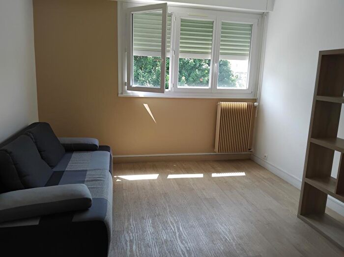 Appartement à vendre - Poitiers, Trois Cités - 2 pièces - 1 chambre