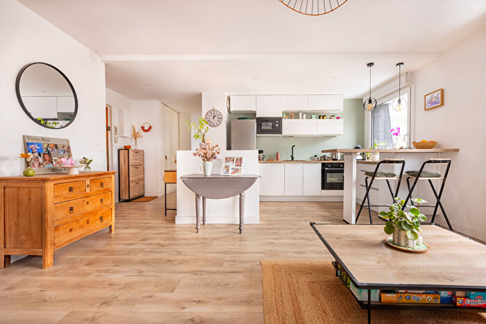 Appartement à vendre - Lille, Saint-Maurice, Pellevoisin - 3 pièces - 2 chambres