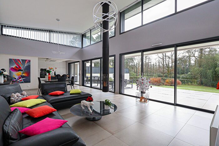 Maison à vendre - Vertou, Centre-ville - 8 pièces - 4 chambres