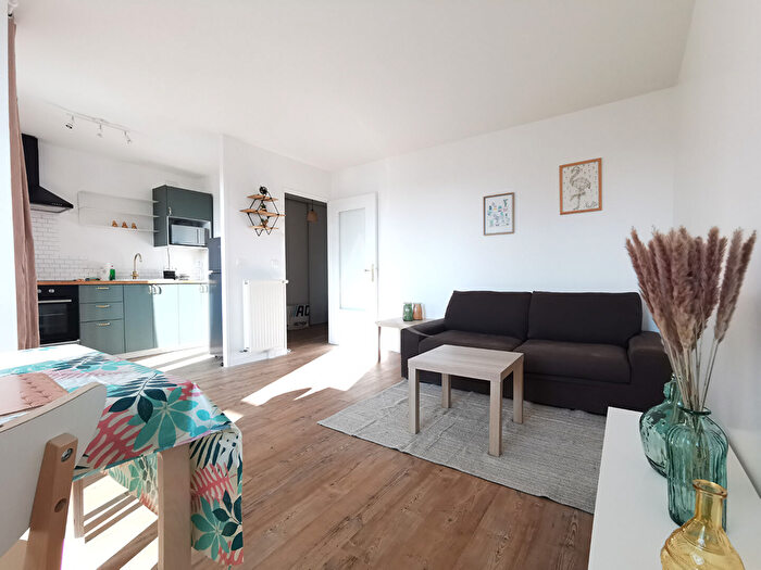 Appartement à vendre - Les Ulis, Plein Sud - 2 pièces - 1 chambre