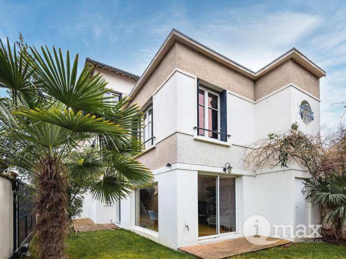 Maison à vendre - Bois-Colombes, Jean Mermoz - 6 pièces - 4 chambres
