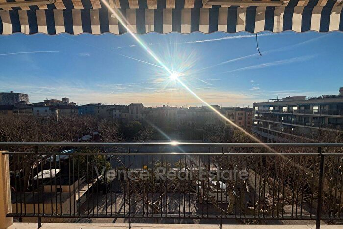 Vence - Appartement 4 pièces à louer