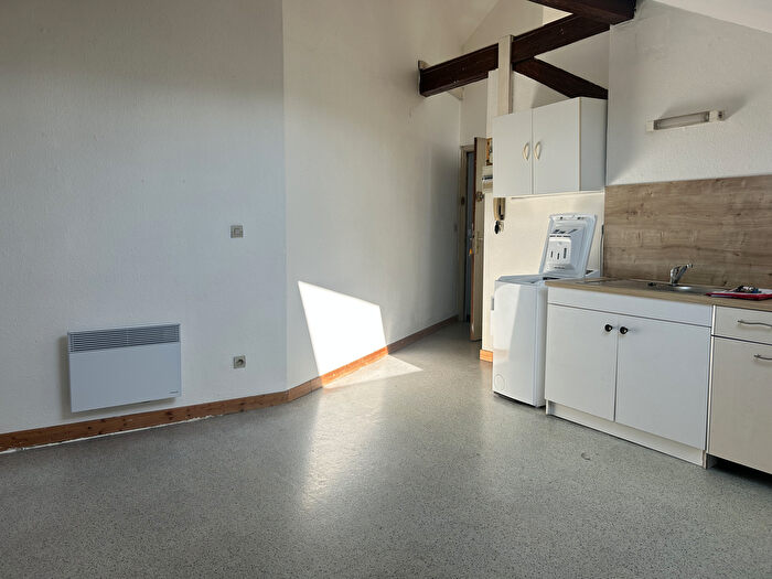 Appartement 1 pièce à Mulhouse, Centre historique, à louer