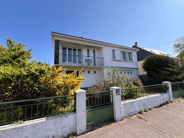 Maisons à vendre et appartements à louer - 2