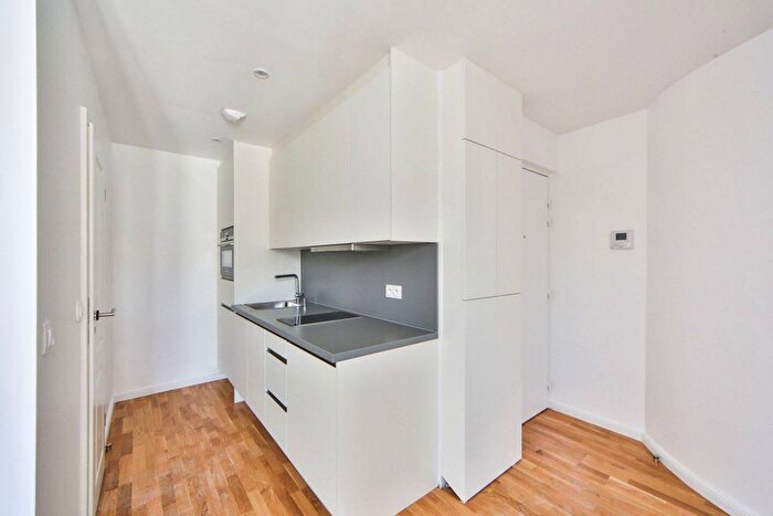 Appartement à louer - Nation-Alexandre Dumas, Paris ème arrondissement - 1 pièce