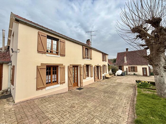 Maison à vendre - Chaumont-en-Vexin - 6 pièces - 3 chambres