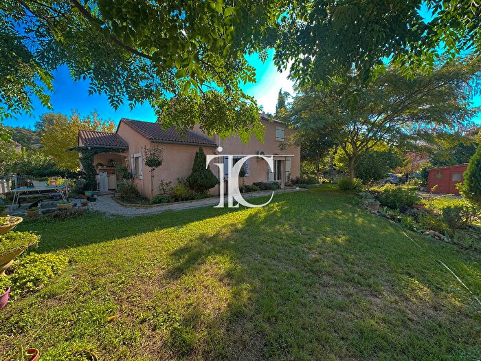 Maison à vendre - Saint-Ambroix - 8 pièces - 5 chambres