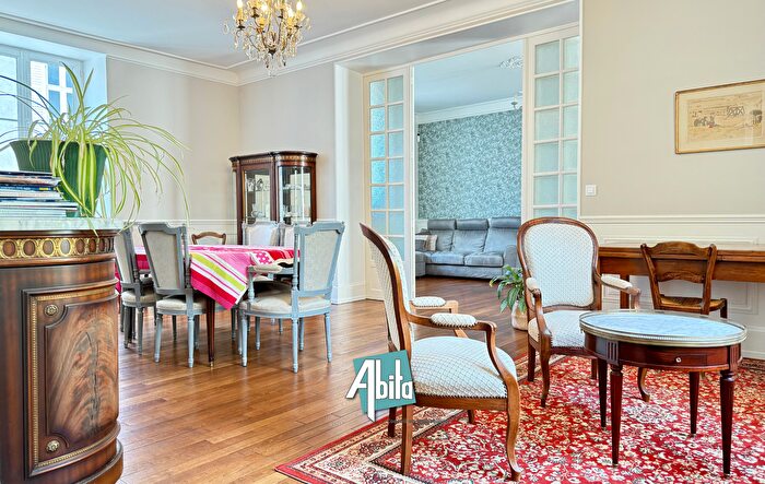 Maison 8 pièces à vendre à Le Mans, Tessé