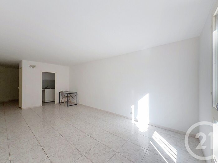 Appartement à louer - Ajaccio, Citadelle - 1 pièce