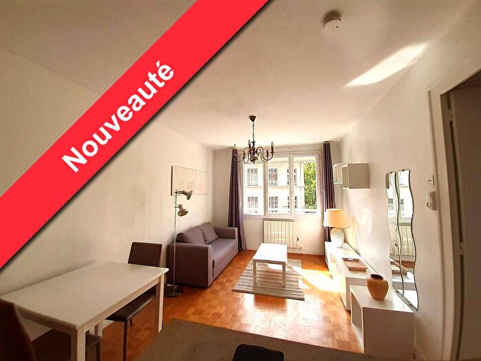 Mutualité, Grenoble - Appartement 2 pièces à louer