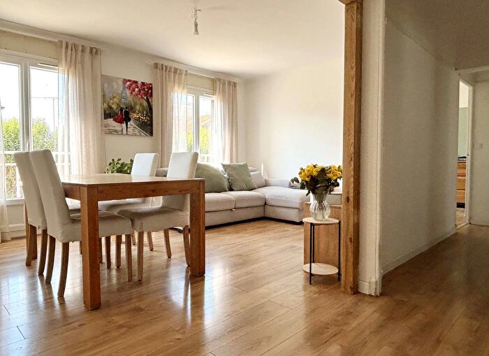 Arles, Trébon - Appartement 4 pièces à vendre