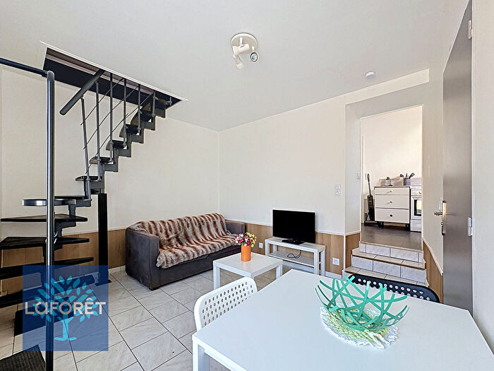 Maison 3 pièces à Mennecy, Le Petit Mennecy, à louer