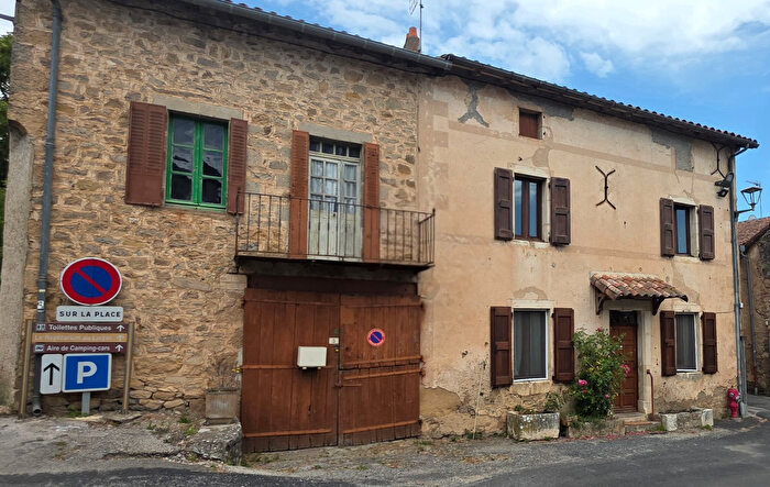 Maison 6 pièces à vendre à Sainte-Eulalie-de-Cernon