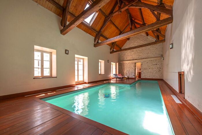 Maison à vendre - Nemours, Centre-ville - 8 pièces - 3 chambres