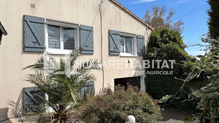 Bressuire, Breuil-Chaussée - Maison 6 pièces à vendre