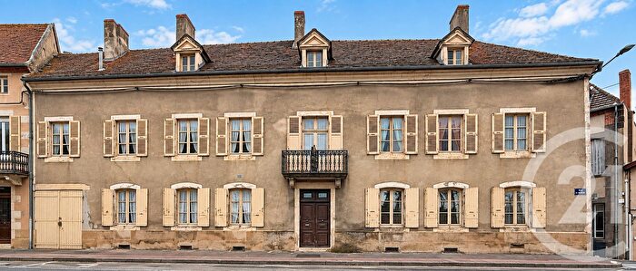 Saint-Pourçain-sur-Sioule - Maison 8 pièces à vendre