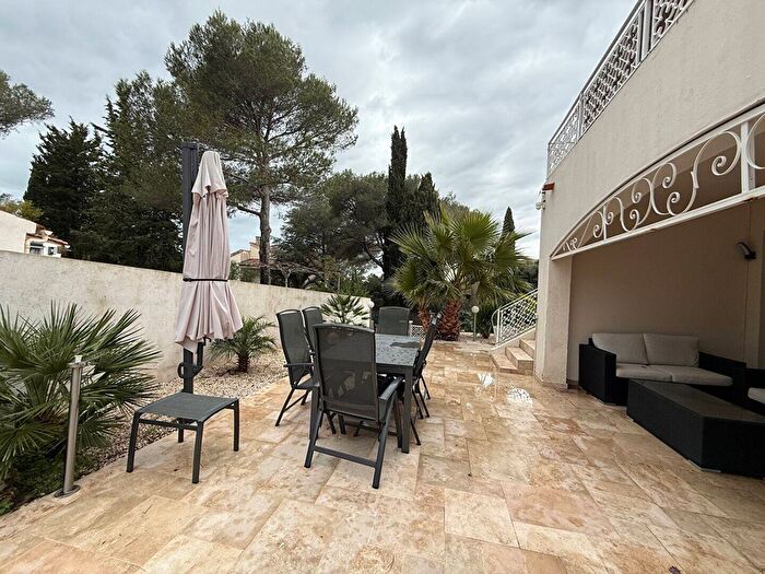 Appartement à louer - Arènes, Saint-Raphaël - 3 pièces - 2 chambres