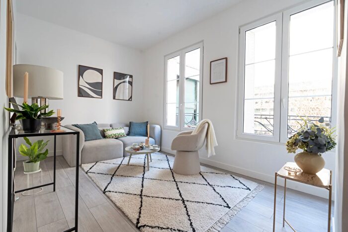 Appartement 2 pièces à vendre à Paris 16ème, Porte de Saint-Cloud, Auteuil-Sud