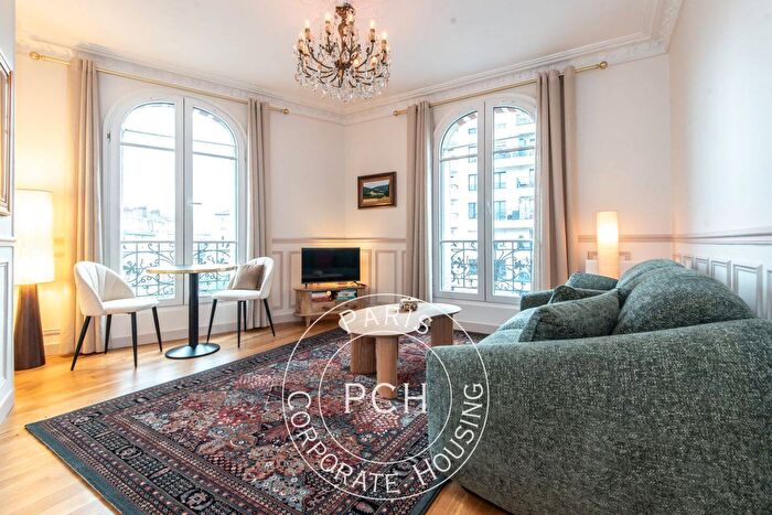 Appartement à louer - Maurice Ravel, Levallois-Perret - 3 pièces - 2 chambres