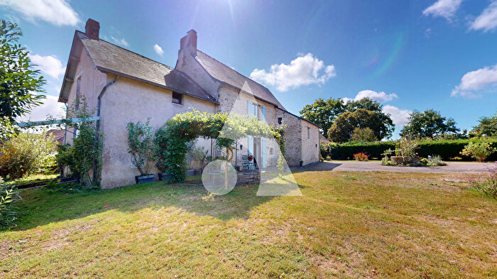 Maison à vendre - Sucé-sur-Erdre - 10 pièces - 7 chambres