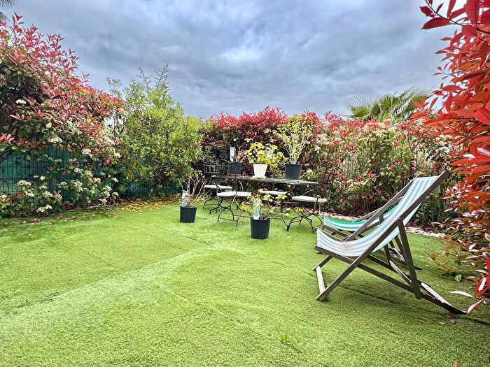 Appartement à vendre - Nice, Corniche Fleurie - 2 pièces - 1 chambre