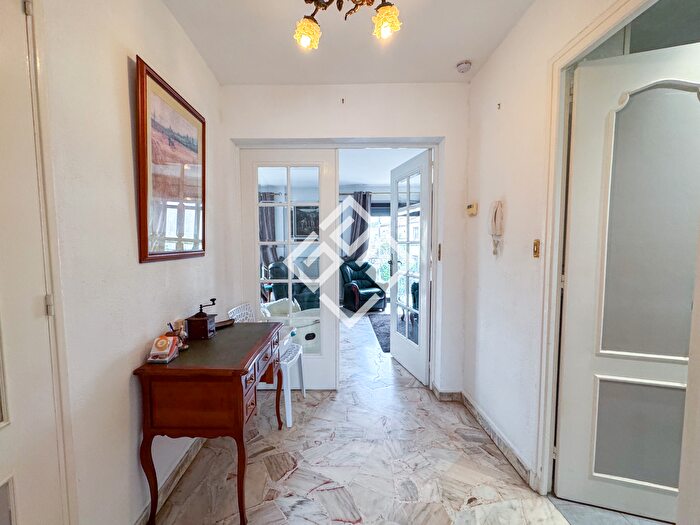 Maison à vendre - Narbonne - 6 pièces - 5 chambres