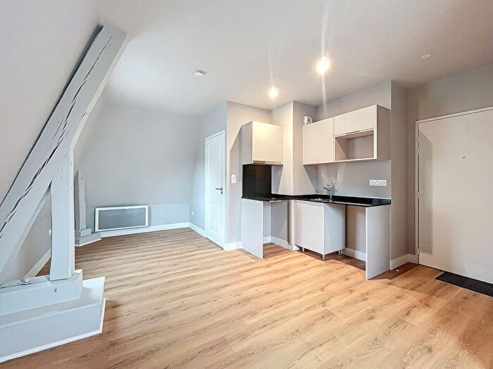 Appartement à louer - Centre Ville, Blois - 1 pièce