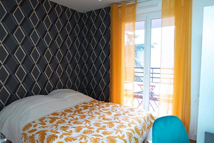 Appartement à louer - Moulin à Vent-Ernest Renan, Vénissieux - 1 pièce