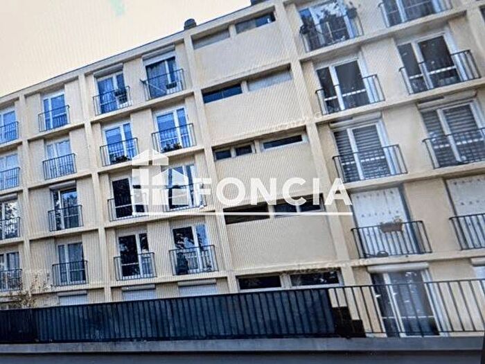 Appartement à louer - Centre Ville, Dreux - 1 chambre