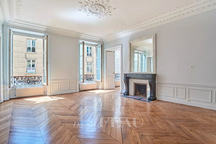 Paris 9ème, Clichy, Trinité : Appartement 5 pièces à vendre