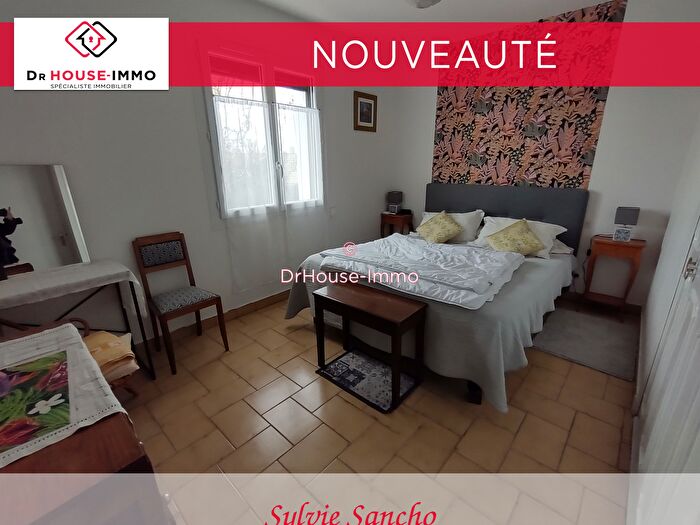 Maison à vendre - Montgivray - 5 pièces - 4 chambres