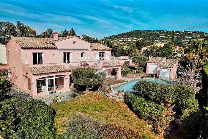 Maison à vendre - Roquebrune-sur-Argens, Massel, Le Bois dAngélis - 5 pièces - 3 chambres