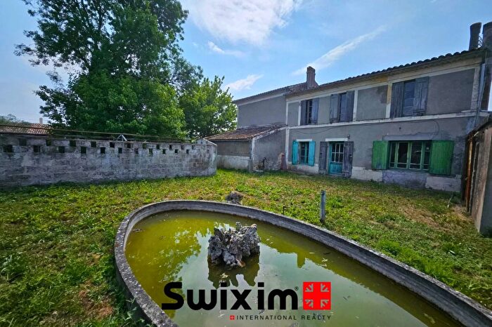 Maison à vendre - Saint-Estèphe - 4 pièces - 3 chambres