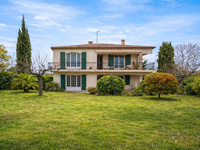 Maison à vendre - Puimisson - 9 pièces - 5 chambres