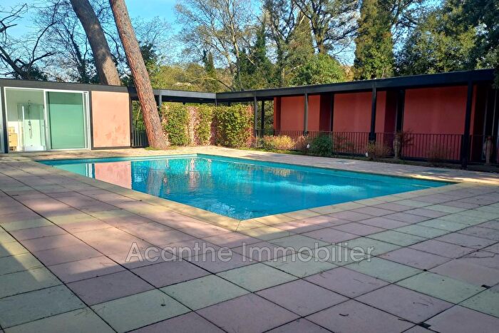 Maison à louer - Montpellier - 8 pièces - 5 chambres