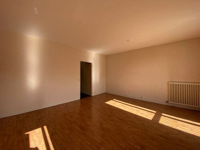 Appartement à louer - Le Blanc - 4 pièces - 3 chambres