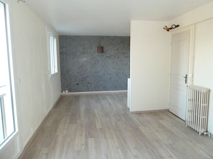 Appartement à louer - Avon, Changis - 2 pièces - 1 chambre