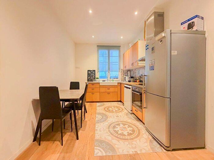 Saint-Pierre-De-Féric, Nice : Appartement 4 pièces à louer