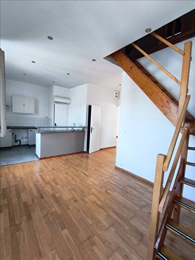 Marseille 14ème, Bon Secours : Appartement 2 pièces à louer