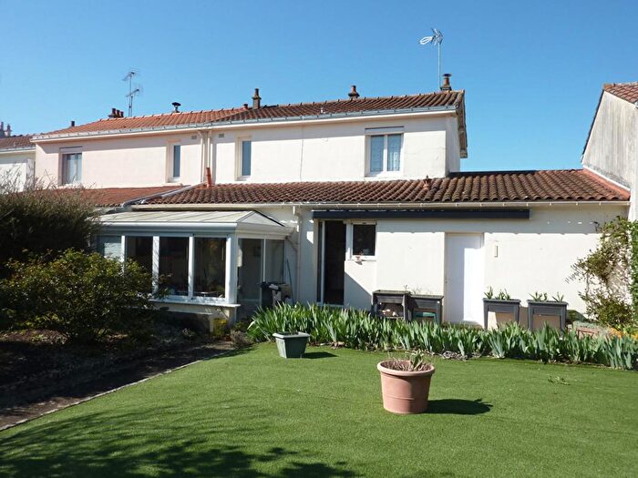 Saint-Macaire-en-Mauges : Maison 6 pièces à vendre