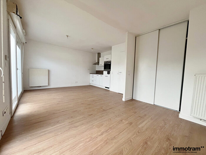 Appartement 2 pièces à Croix, à vendre