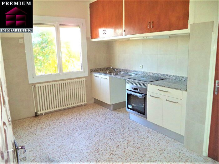 Appartement 3 pièces à louer à Saint-Estève