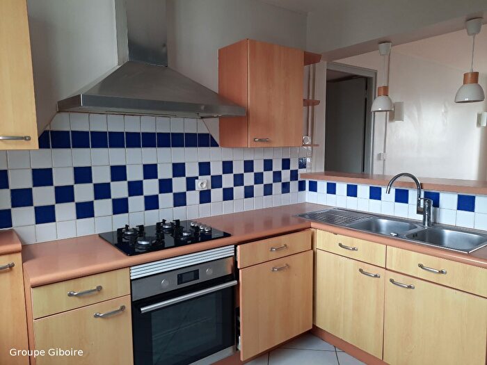 Appartement à louer - Quartiers Centre, Thabor, Oberthür - 4 pièces - 3 chambres