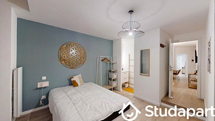 Appartement à louer - Mairie Nord, Strasbourg - 1 pièce - 3 chambres