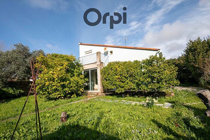 Maison à vendre - Baho - 6 pièces - 5 chambres