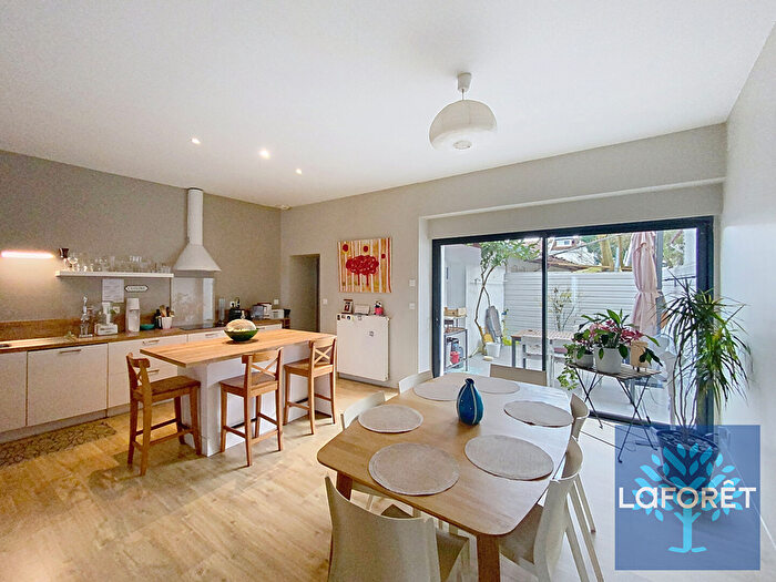 Maison à vendre - Dax, Centre-ville, Saint-Vincent - 6 pièces - 5 chambres