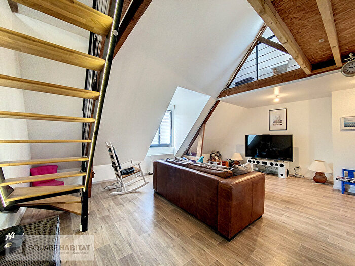 Maison à vendre - Montfort-sur-Meu - 6 pièces - 5 chambres